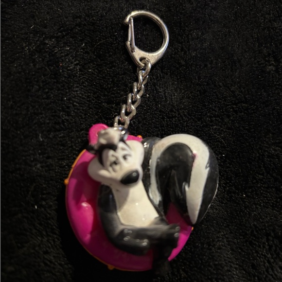 Warner Bros. | Accessories | Keychain Vintage Pepe Le Pew Cartoon Skunk ...